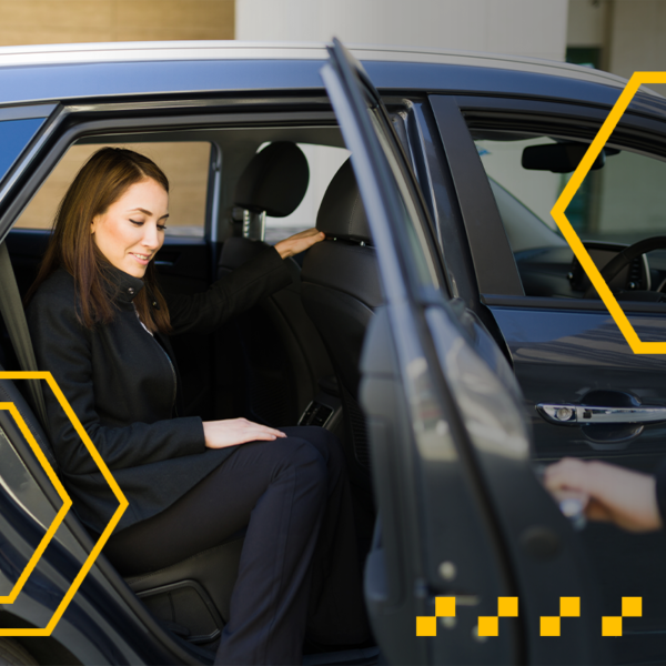 Cheap Airport Transfers - Express Taxis Maidstone | 01622-222222 | Cab ...