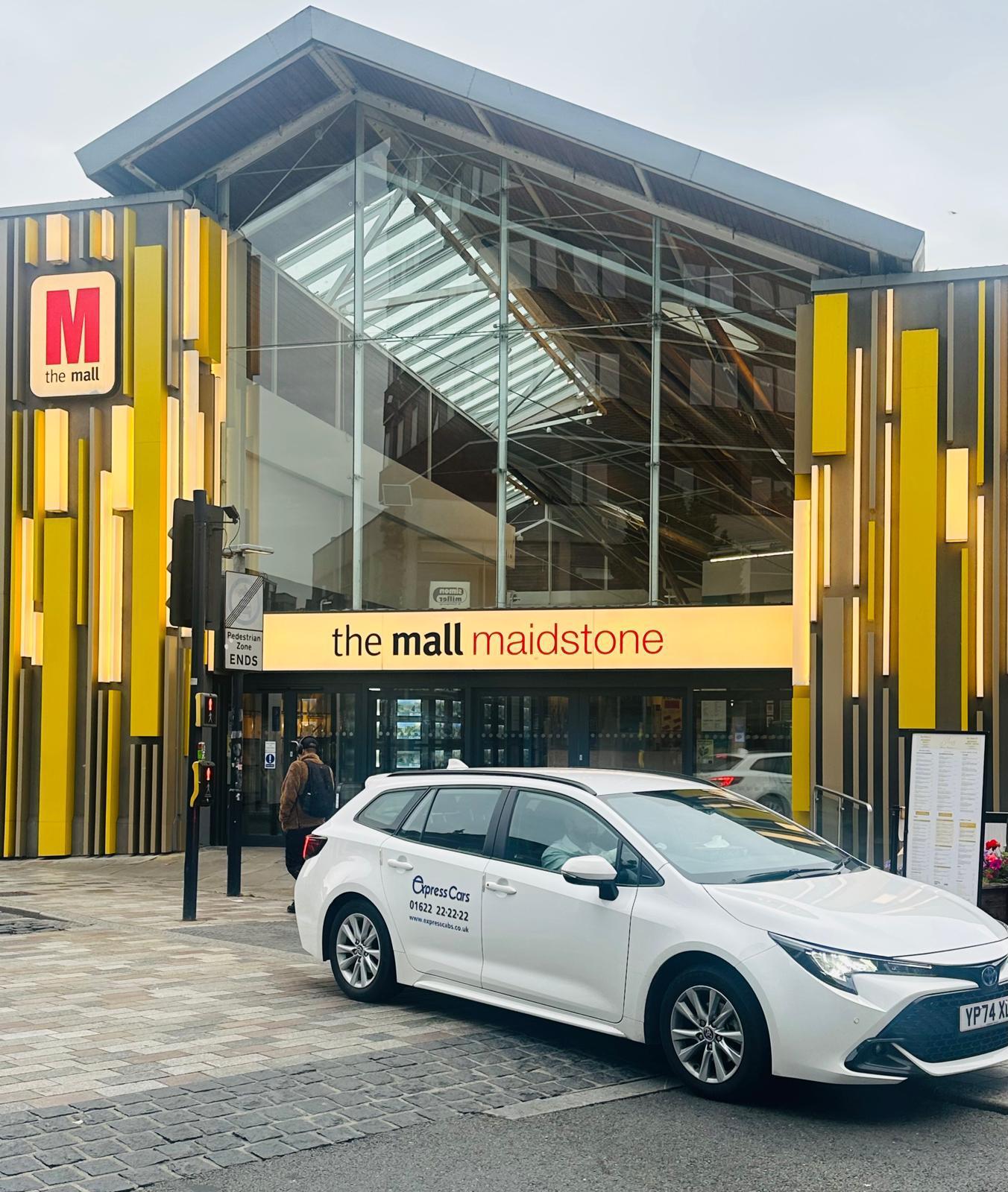 Maidstone Taxis: Airport Transfers & 24/7 Taxi Service
